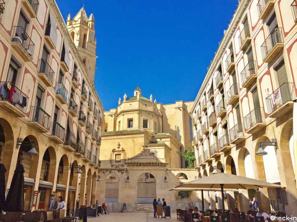 Reus (Spagna del nord), cosa vedere nella città di Gaudí e del Vermut